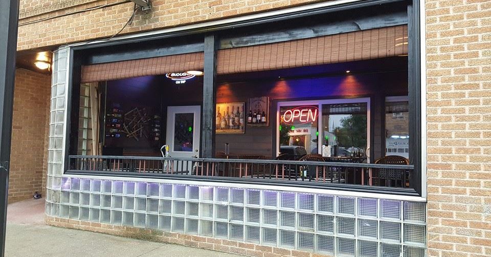 Sporty's Pub and The Veranda Grill | Visit South Haven